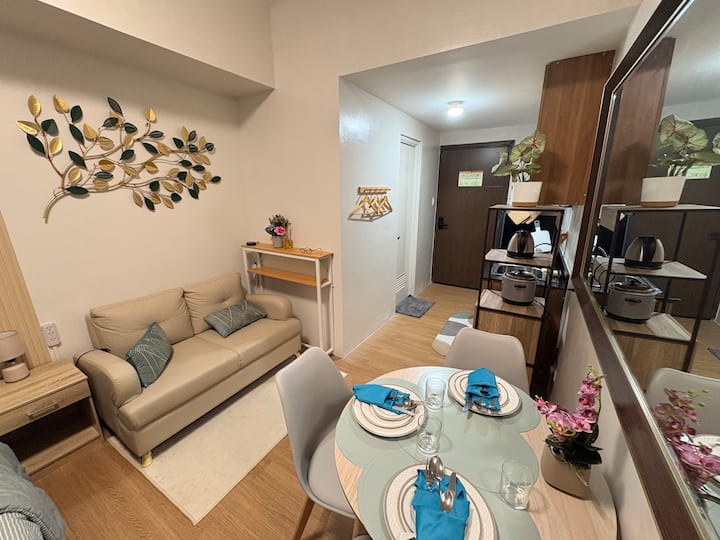 ​Your Urban Retreat With A View-modern Cozy Studio - Cagayan de Oro