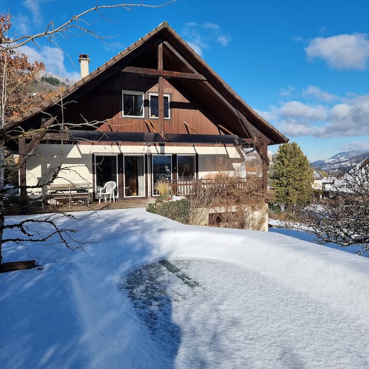 Maison à 20min Du Ski, 8 Chb, 6 à 15 Personnes - Allevard