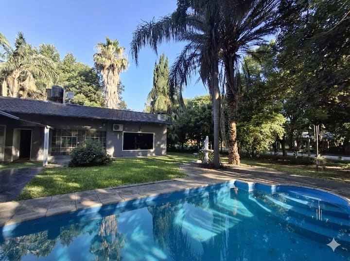 Casaquinta A Una Cuadra Del Río - Provincia de Santo Tomé y Príncipe, Argentina