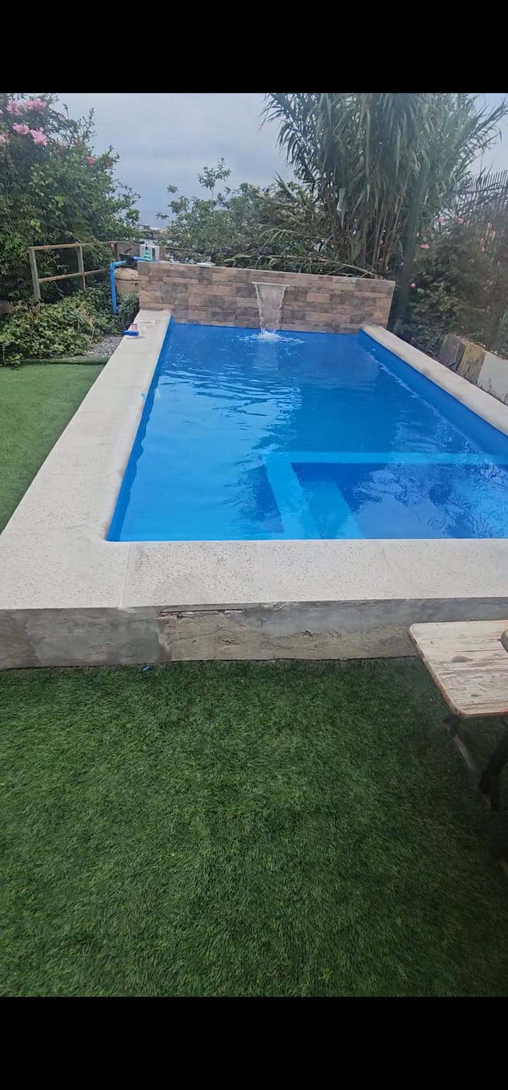 Alojamiento Con Piscina Y Vista Al Mar - Los Vilos