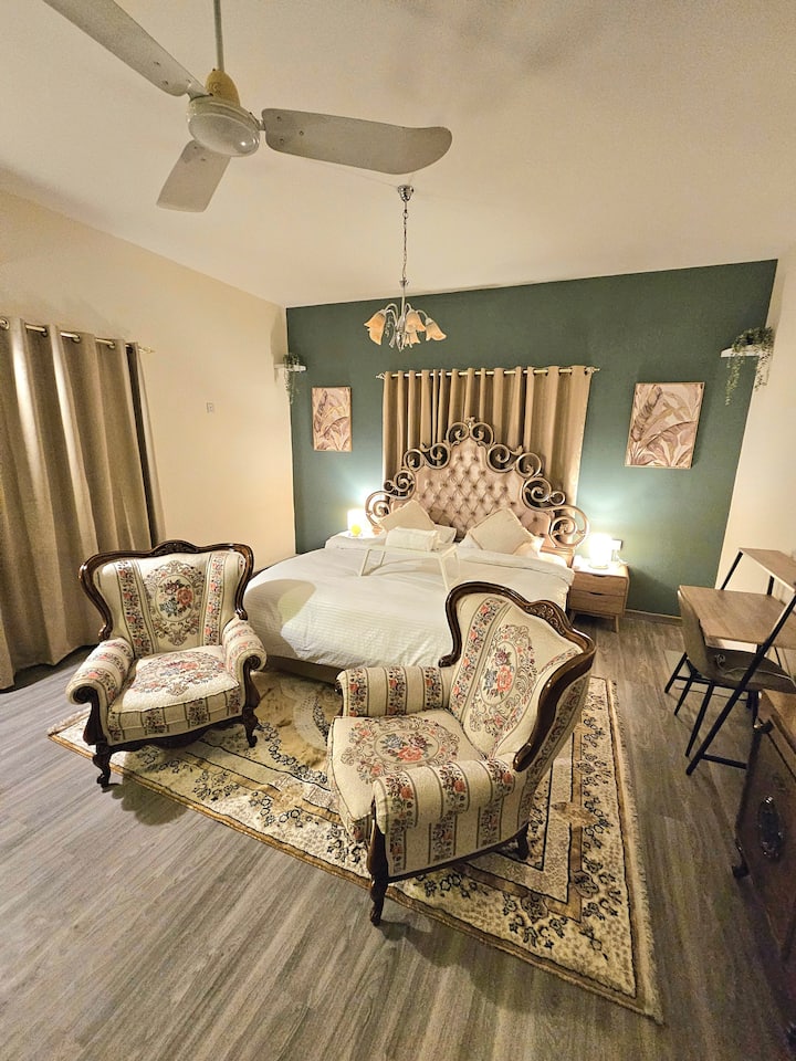 Majestic Studio W. Bathtub| Walk To Metro 15 Mins - Dubai