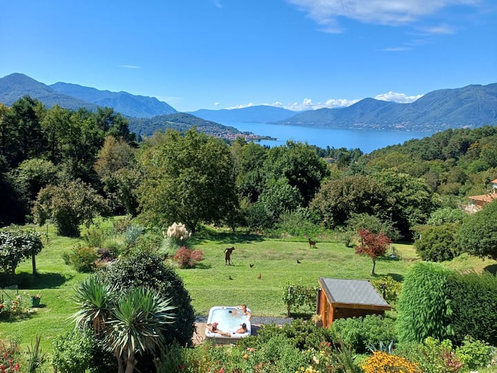 Casa Fiorita Le Temps Ralentit Entre Lac Et Fleurs - Luino
