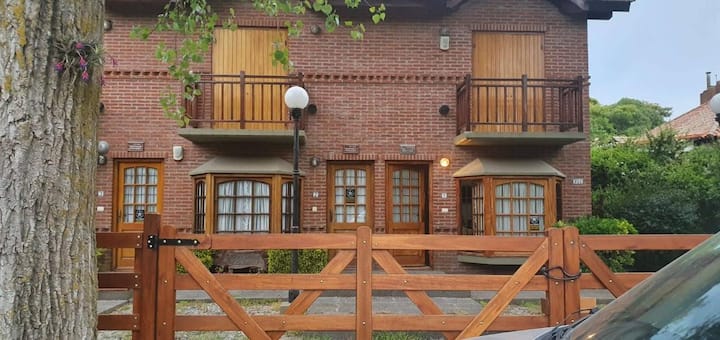 Alquiler De Casa 6 Personas En Villa Gesell - Villa Gesell