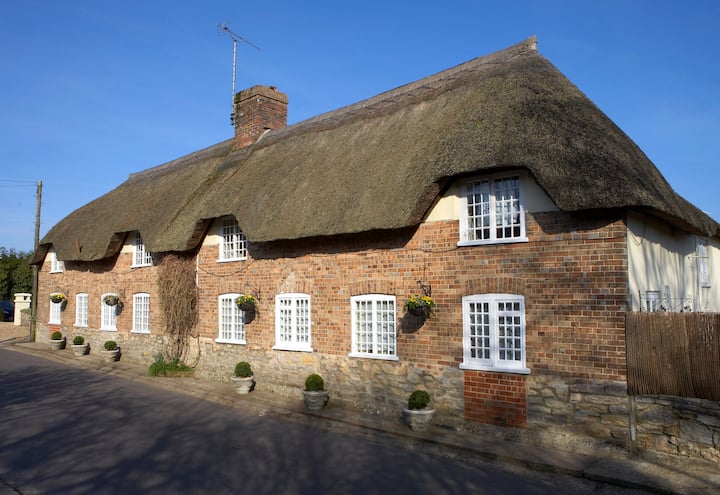 Yalbury Cottage - West Lulworth