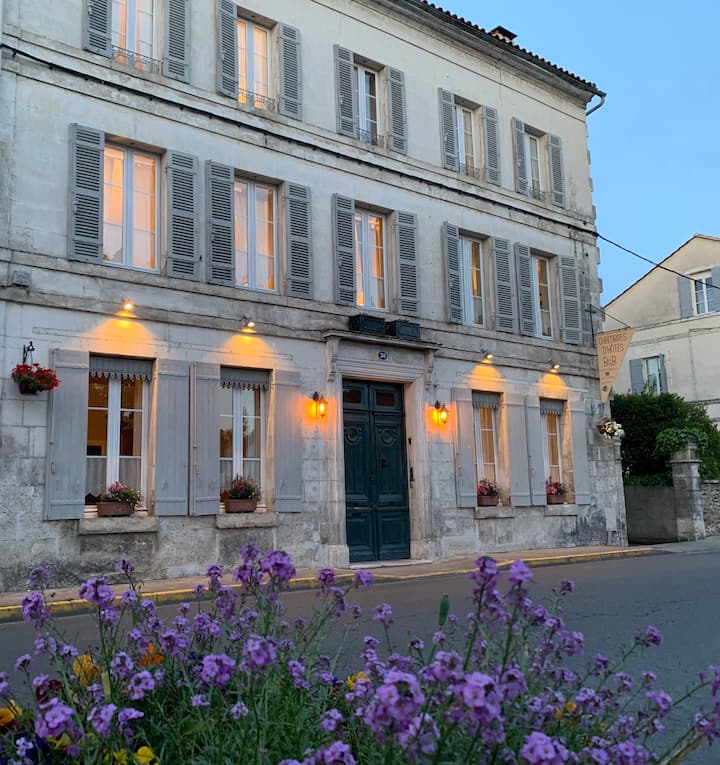 Rust & Privacy In Historische Woning - Ribérac