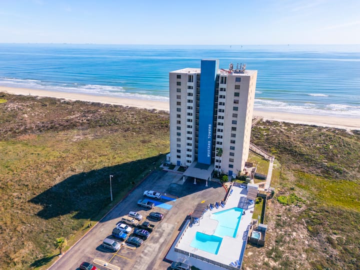 Private Deck Community Pool And Hot Tub Boardwalk - Port Aransas, TX