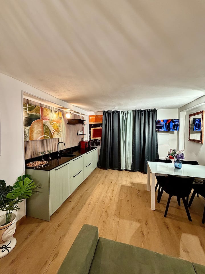 Empathy Suite - Cagliari