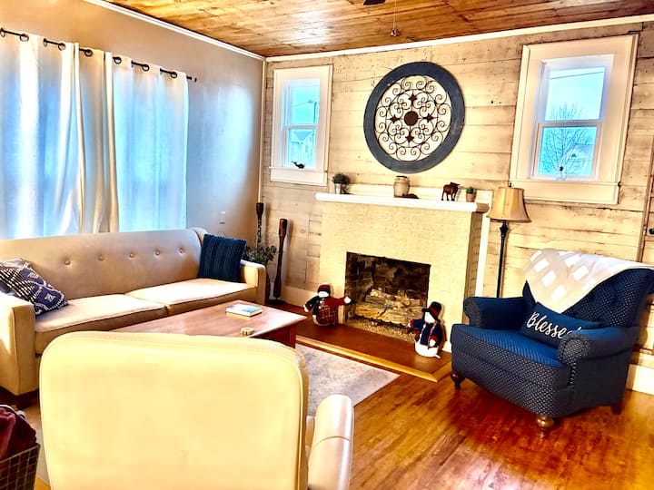 Alumni House - Harding University, Searcy