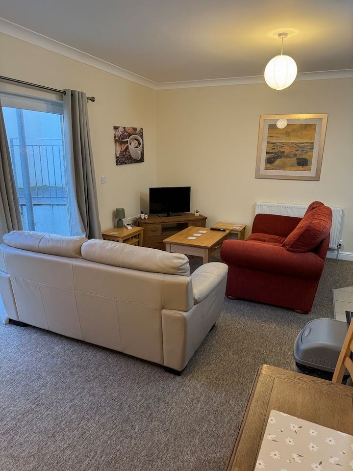 Modern Sleeps5 | Parking Yard | Beaut Beach Coast - Isle of Wight