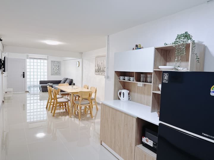 House/2br/6pax/11 Mins Mrt Huai Khwang/chinatown2 - Bangkok