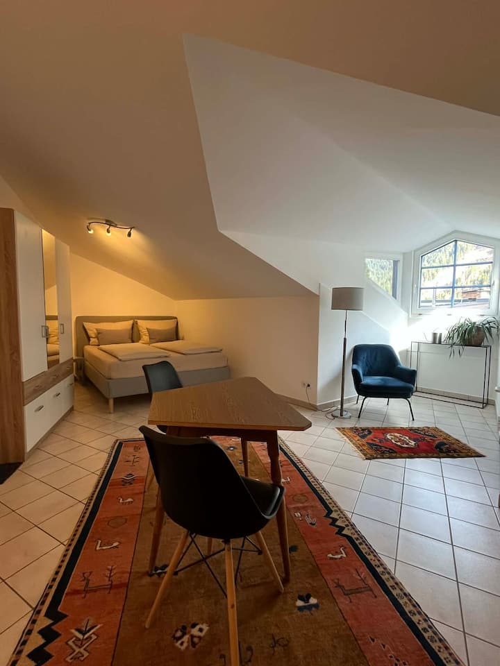 Zentrales, Modernes Studio Mit Offener Wohnküche - Mayrhofen