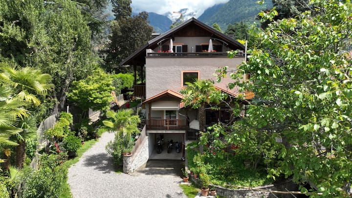 Panoramic Terrace & Bio Garden Senta 1 - Marlengo