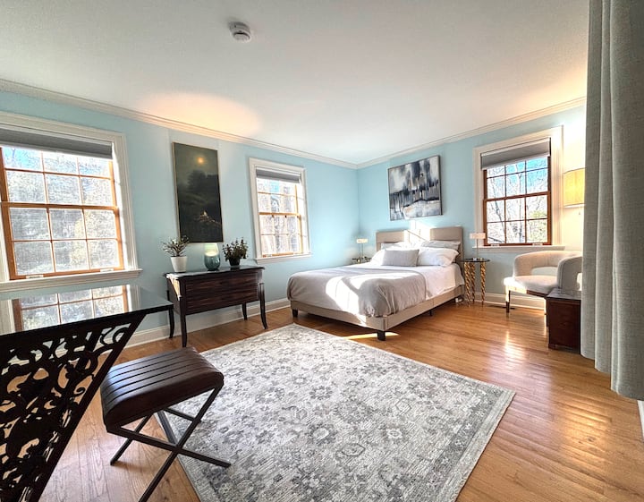 Tree Haven Loft With Gym, Firepit, And Grille. - Weston, CT