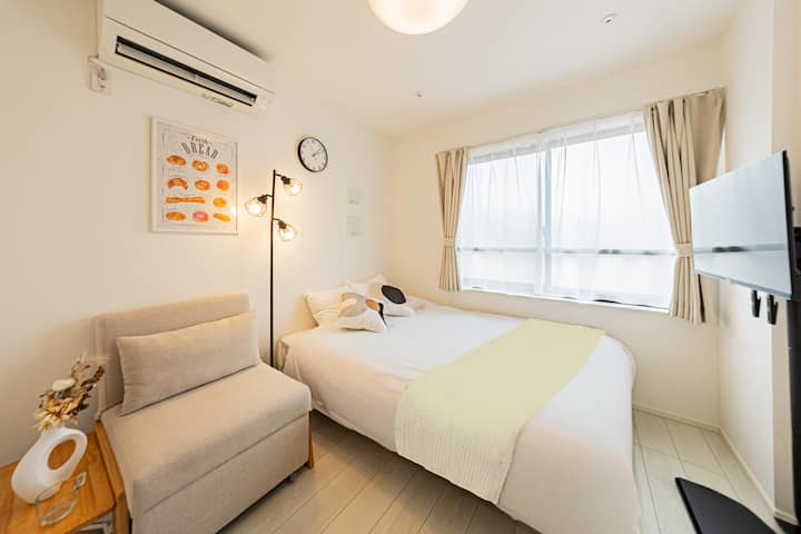 【新宿駅まで5分/渋谷駅まで10分/池袋駅から徒歩5分】静かなエリア/3名様/ダブルベッド1台 - Ikebukuro