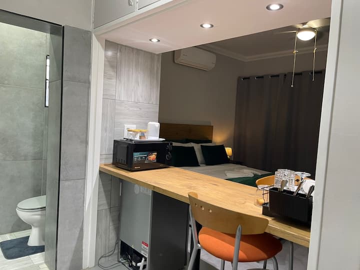 Luigi's Place Room 1 - Pretoria (South Africa)