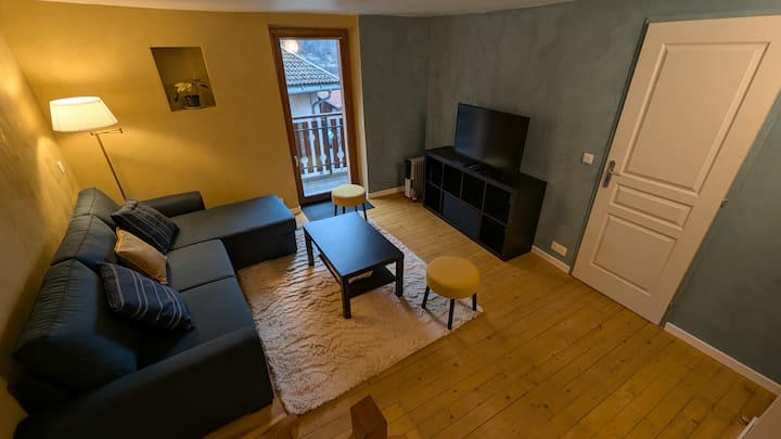 Petite Maison De Village Dans Villarlurin, 90m2 - Moutiers