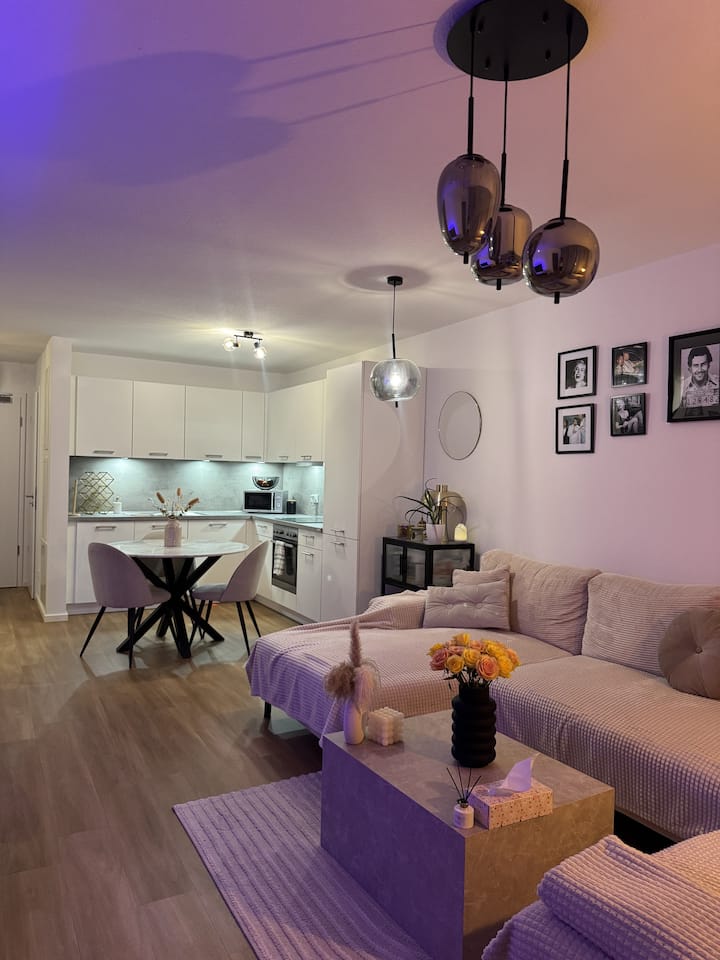 Stilvolle Design-wohnung Mit Wohlfühlambiente - Hainburg