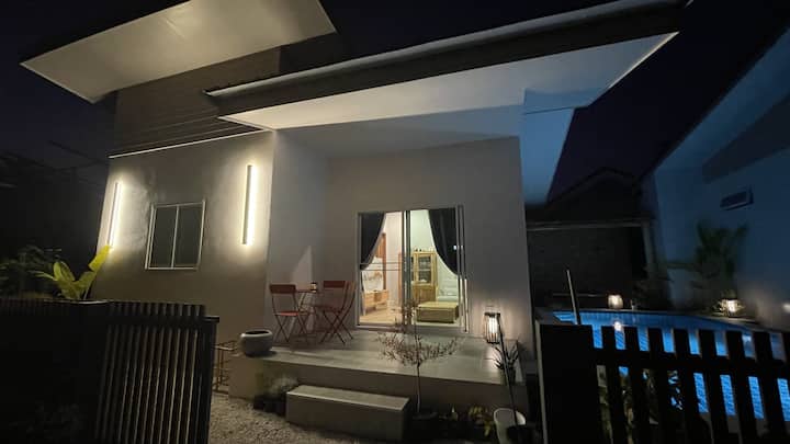 Luxe Sands Pran - Moonlight Bungalow - Pran Buri