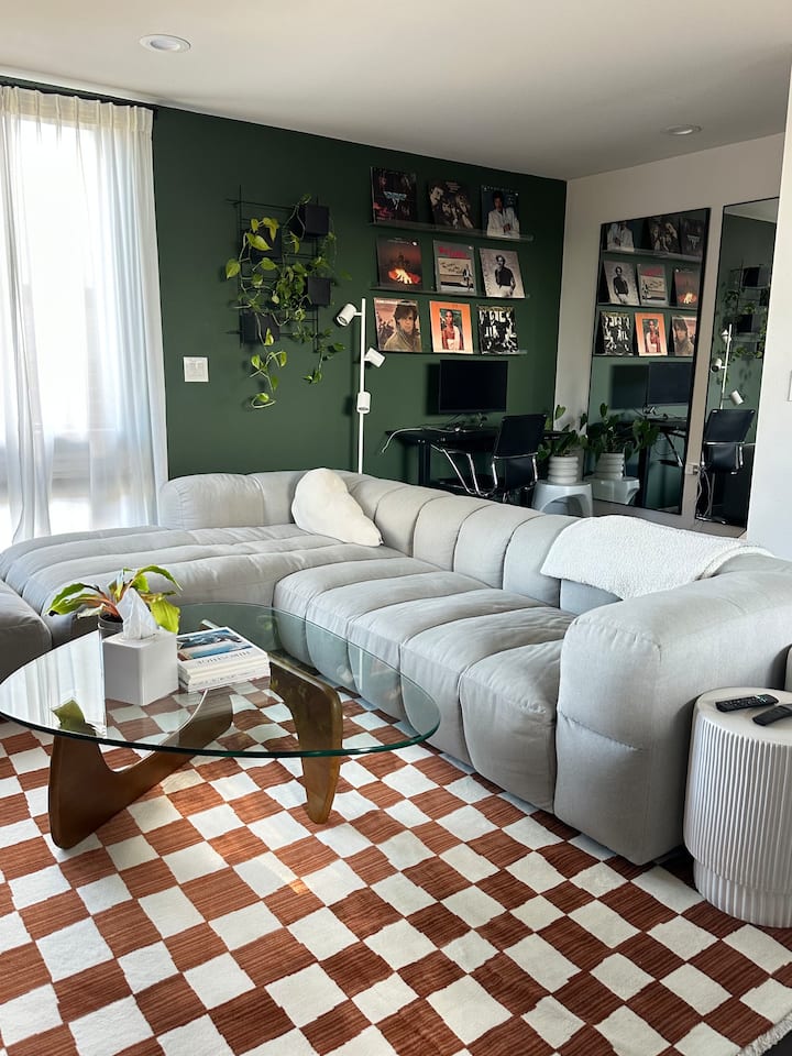 2 Bd/1.5 Ba Modern Townhome With Free Parking, A/c - Seattle, WA