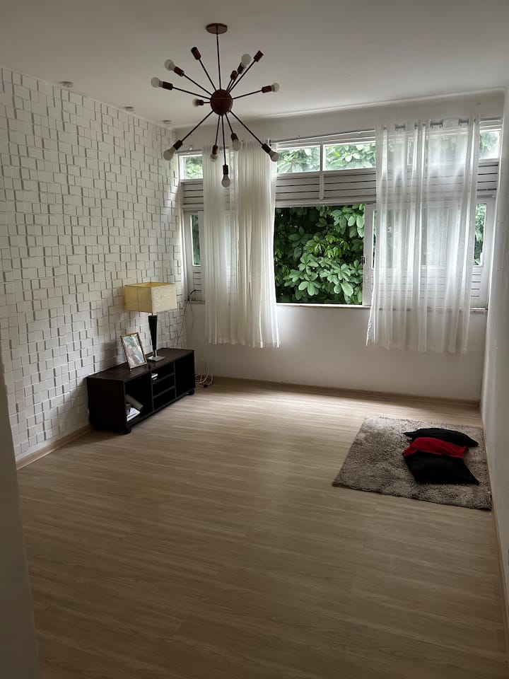 Espaçoso Ap Na Barra Carnaval - ÓTima Localização - Barra