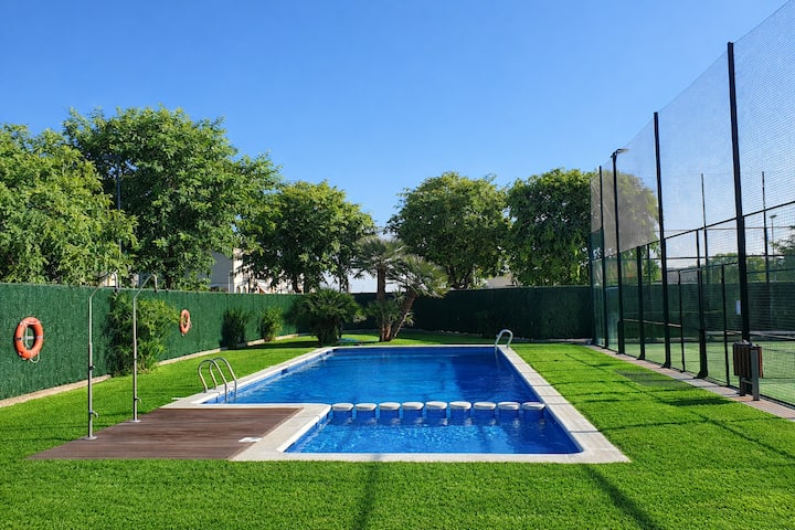 Amplio Apartamento De Playa Con Piscina Y Pádel - Torredembarra