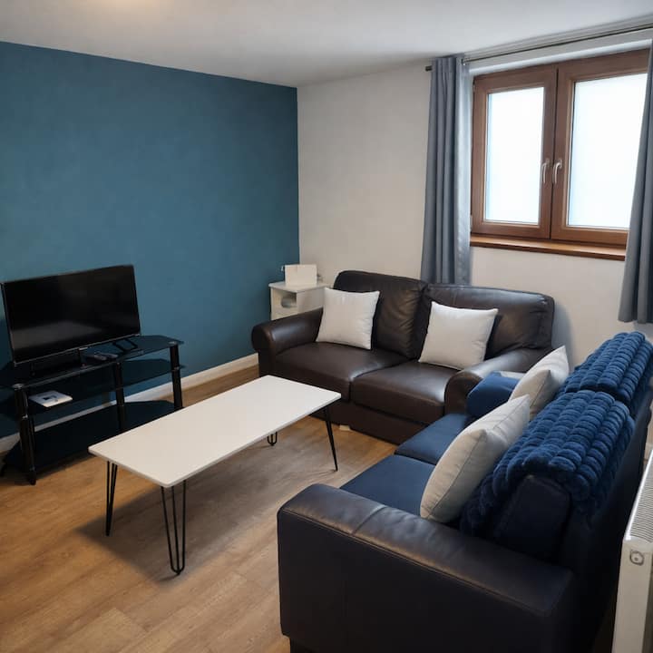 2-bedroom With 2 Ensuite -Parks & Gardens Nearby - Northampton, UK