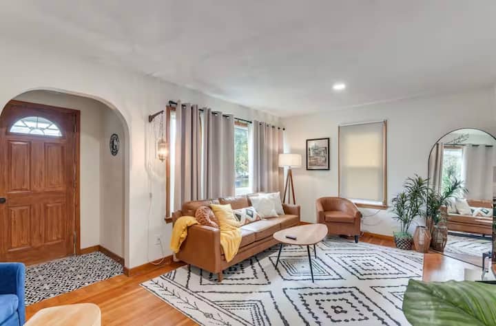 Garfield Getaway - Catfish Bend Casino