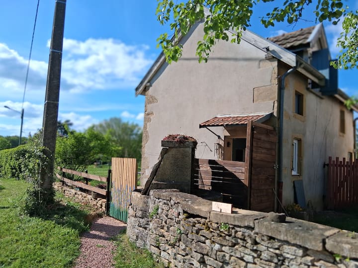 Petite Maison Au Cœur Du Charolais - Charolles