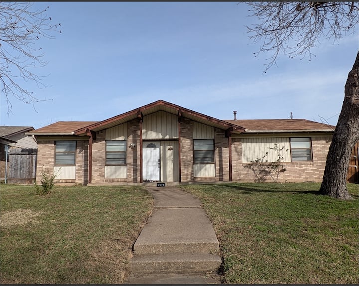 Live, Love And Laughter. - Irving, TX