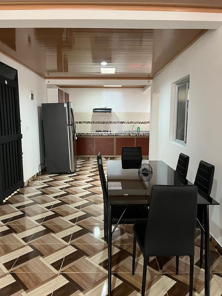 Acogedor Apartahotel A 2 Cuadras Del Centro - Quimbaya