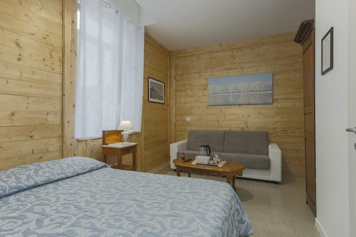 Camera Doppia Con Bagno E Doccia - Avezzano