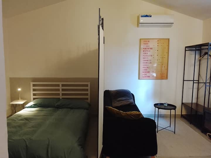 Open Space Near 30 Km To Florence Private Parking - Pistoia