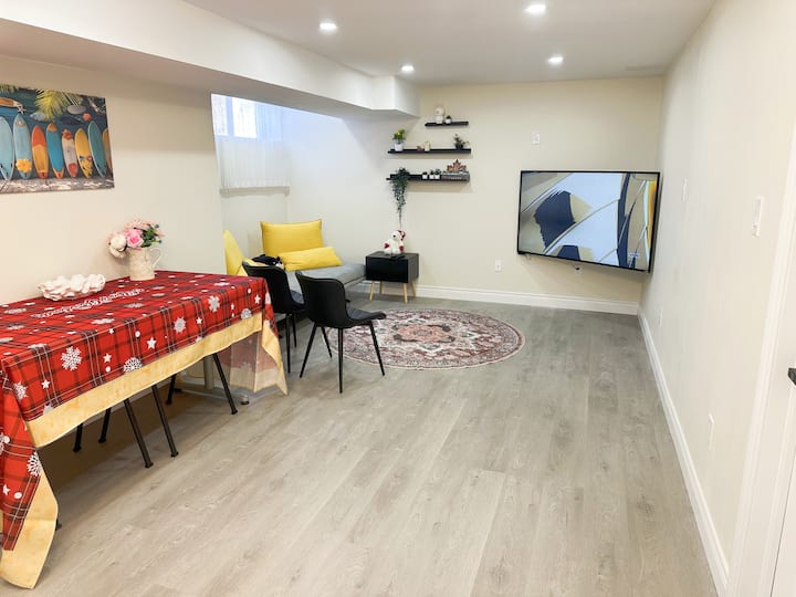 New And Spacious 3-suite Basement | Entire Unit - Markham