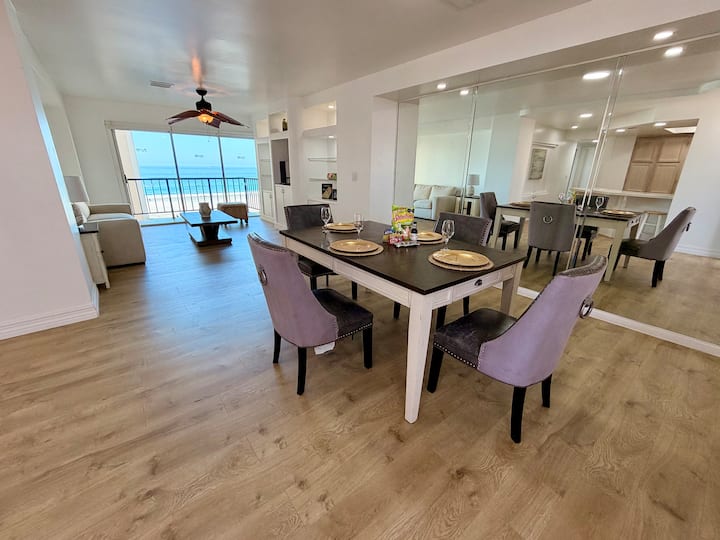 "Luz, Mar Y Fiesta En El Corazón De Rosarito" - Rosarito