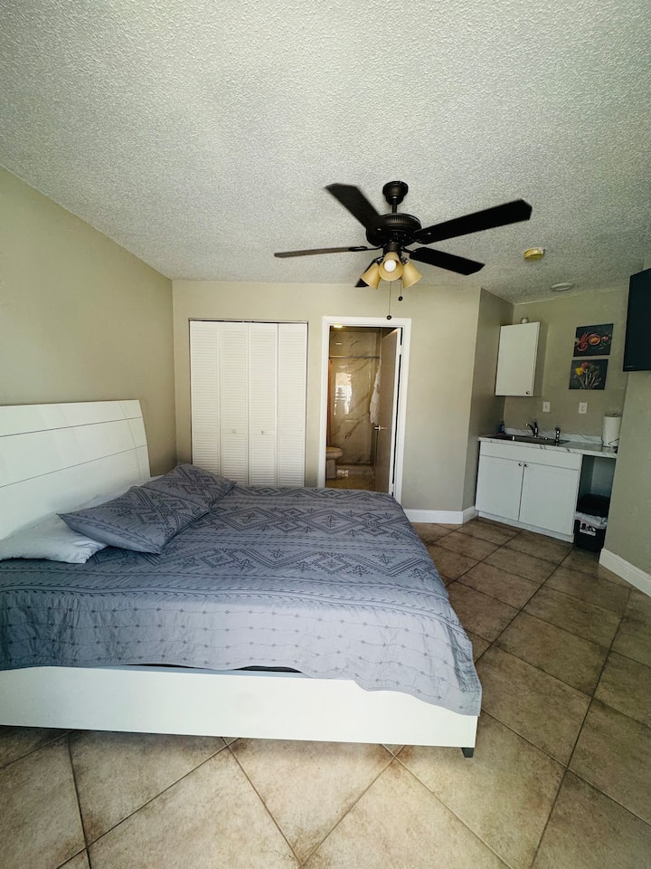 Habitación Privada Con Excelente Ubicación - Aéroport international d'Orlando (MCO)