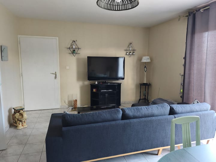 Maison Individuelle - Laval, France