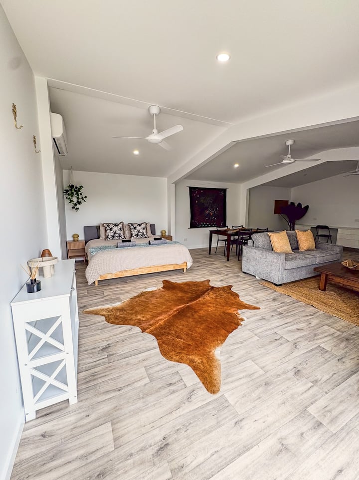 The Palms – Stylish Studio Retreat Near Yeppoon - Yeppoon