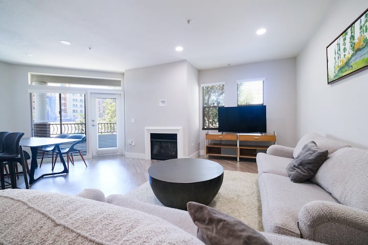 Luxury 2bedroom By The Grove - Beverly Hills, CA