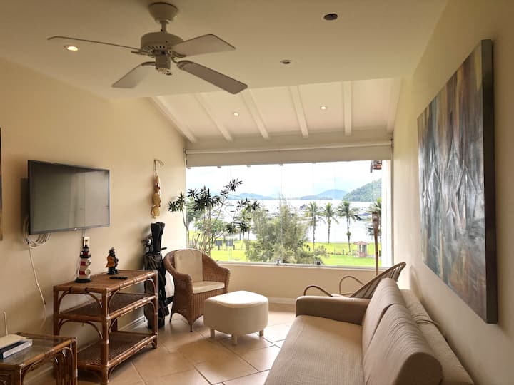 Apartamento Próximo à Praia Em Angra Dos Reis - Angra dos Reis