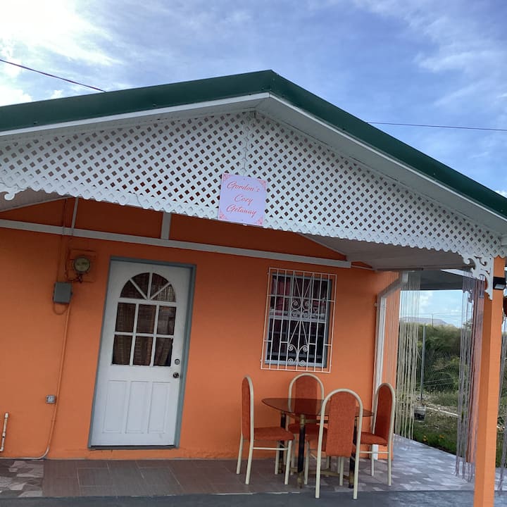 Gordon’s Cozy Getaway - Saint Lucia