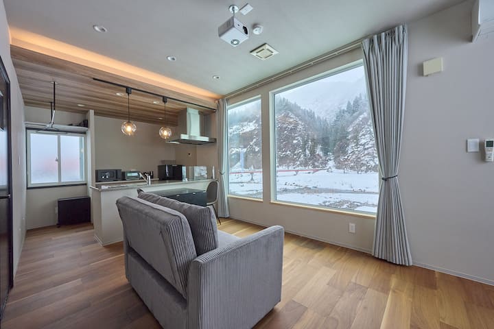 新規Open！villa Favorie リバーサイド絶景貸切宿 湯沢Ic5分 越後湯沢駅徒歩10分 - Minamiuonuma