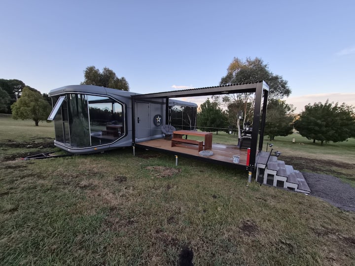 Luxury 360 Degree View Pod - Orange