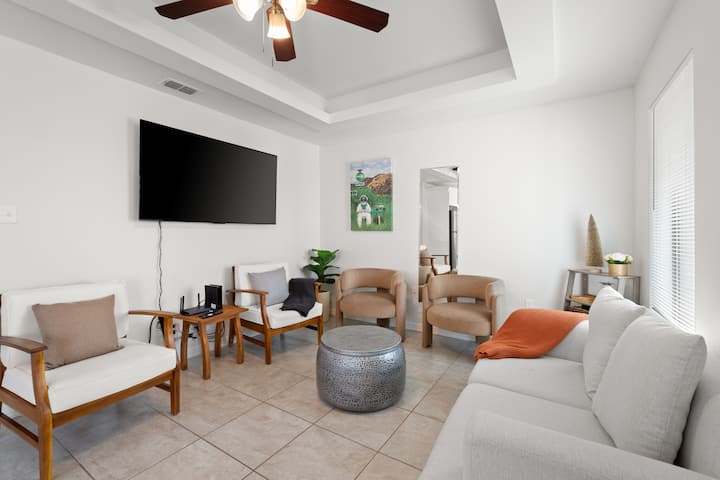 Stylish 3br Home | Near Spacex & Boca Chica - Brownsville, TX