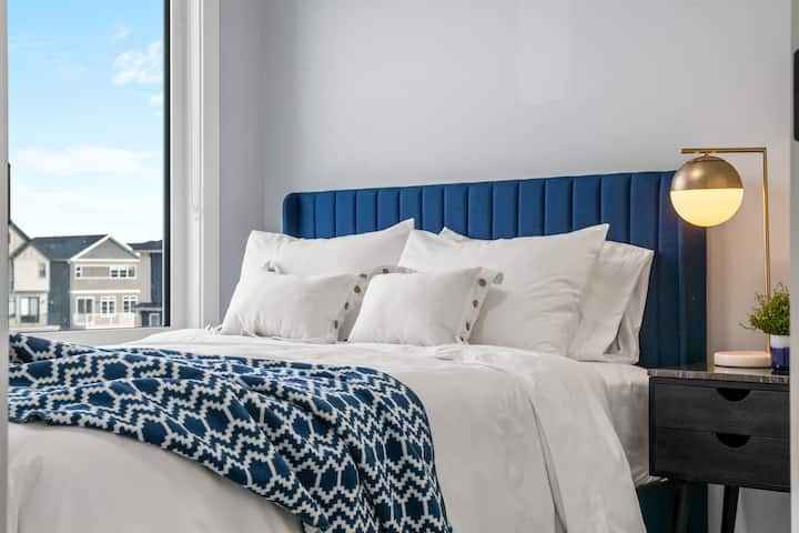 * Modern 4br Retreat 3 Baths•near To Banff&airport - Calgary