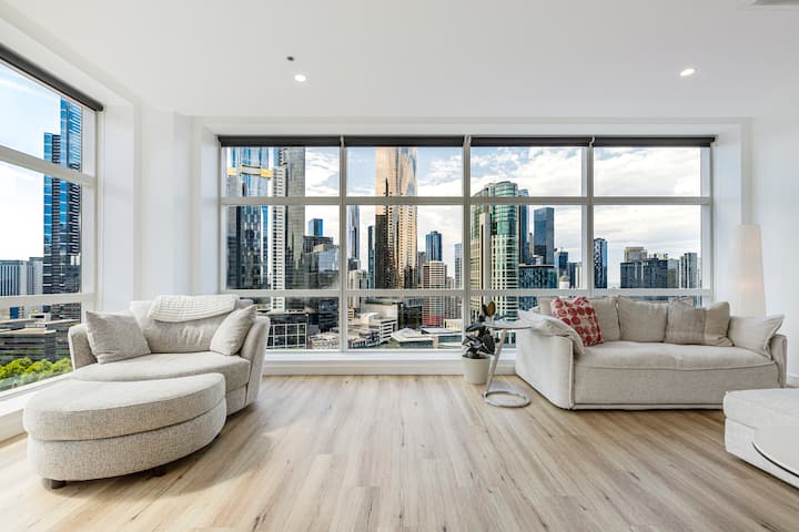 Lumina—panoramic River & Skyline Outlook With Pool - Australia