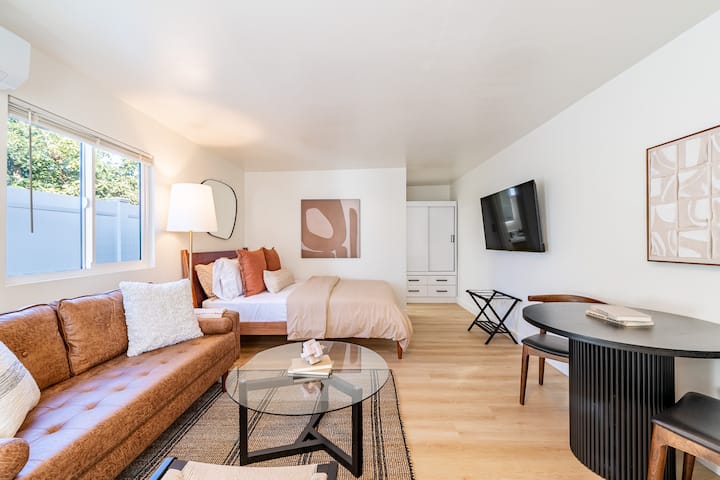 Modern New Build Studio | Near La Oc Disney Sgv - San Dimas, CA