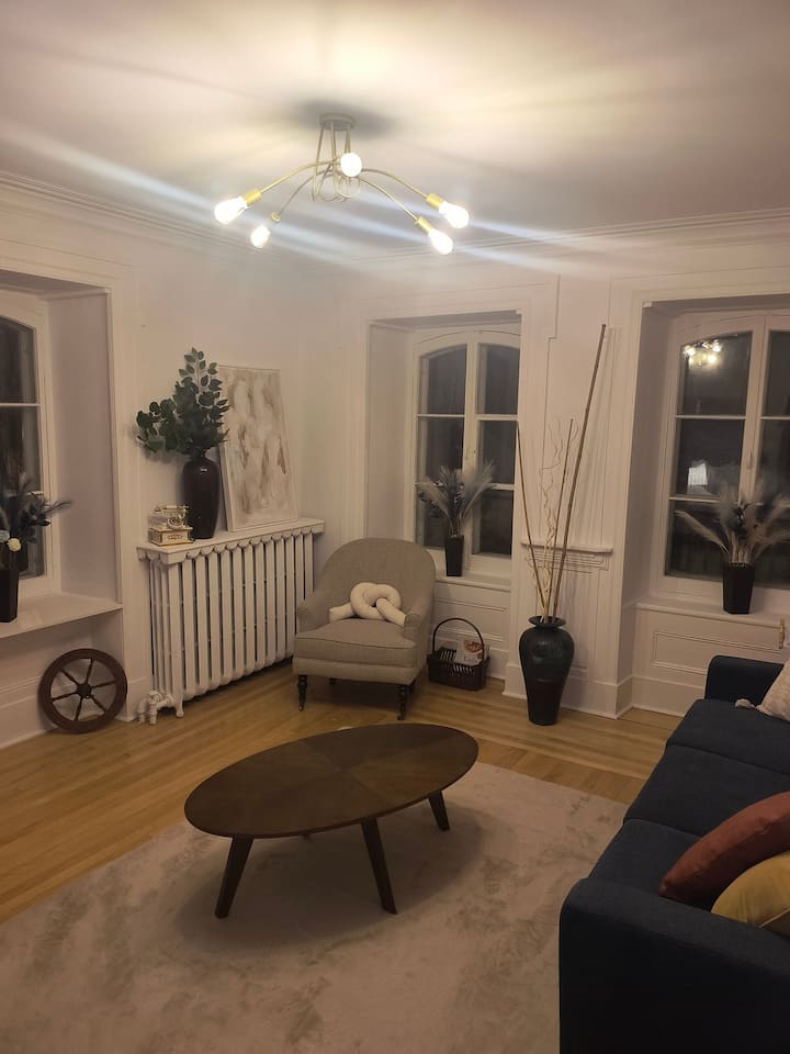 Maison Ancestrale 1835 à 7 Minutes Du Centre-ville - Quebec City