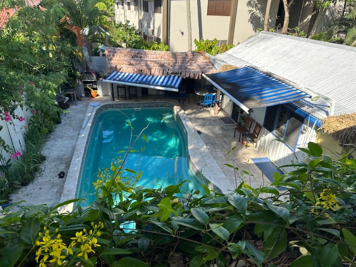 Three-bedroom Apartment #4 With Balcony - ナンディ