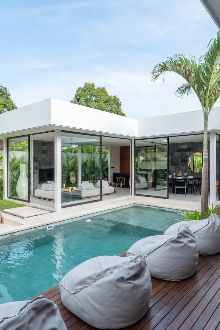 Villa Privée De Luxe Avec 3 Chambres Proche Plage - Seminyak