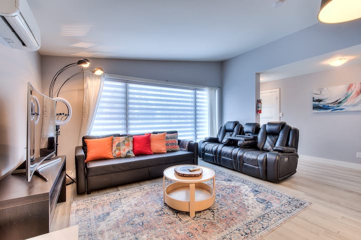 Family Friendly House With Free Parking - LaSalle